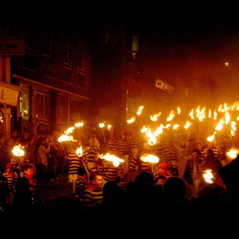 Bonfire Night - When is it? What's the best way to celebrate?