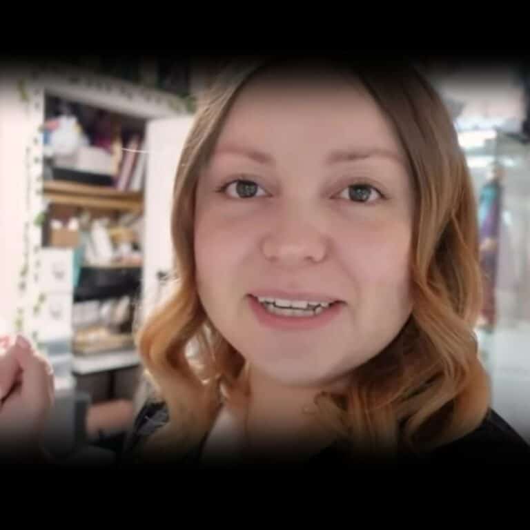 Neve Campbell Birthday