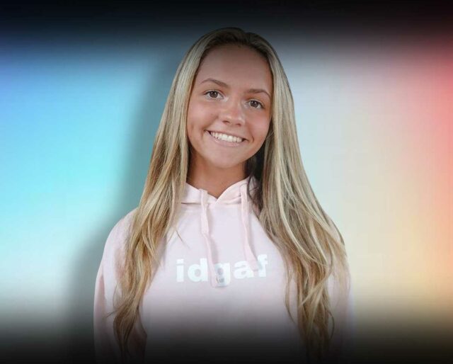 Sadie Crowell - Age, Bio, Birthday, Family, Net Worth | National Today