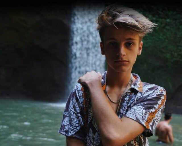 Mark Thomas - Age, Bio, Birthday, Family, Net Worth | National Today