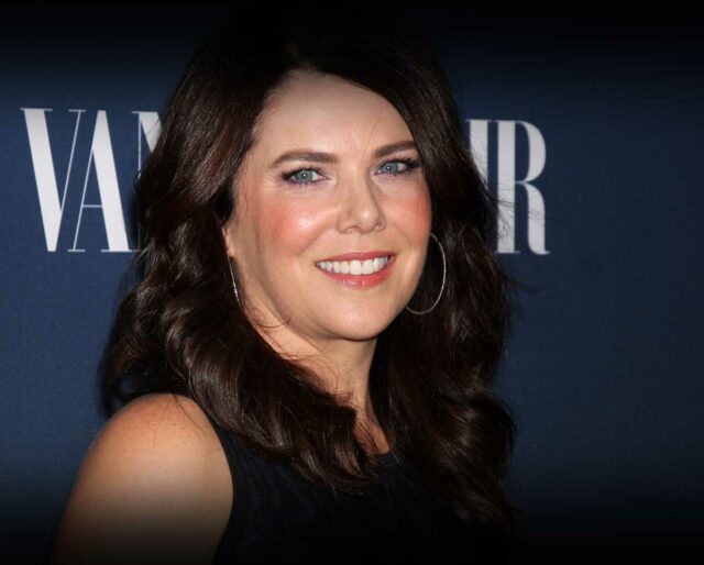 Lauren Graham - Age, Bio, Birthday, Family, Net Worth | National Today