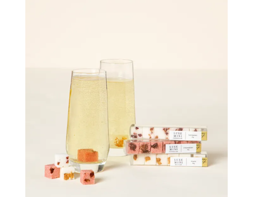 40 Gifts for 40-Year-Old Women in 2023 - National Today